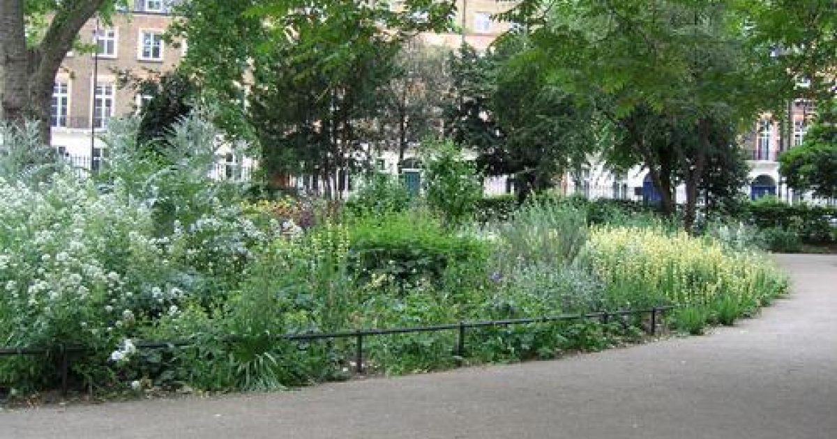 Russell Square, Bloomsbury - London - Parks & Gardens