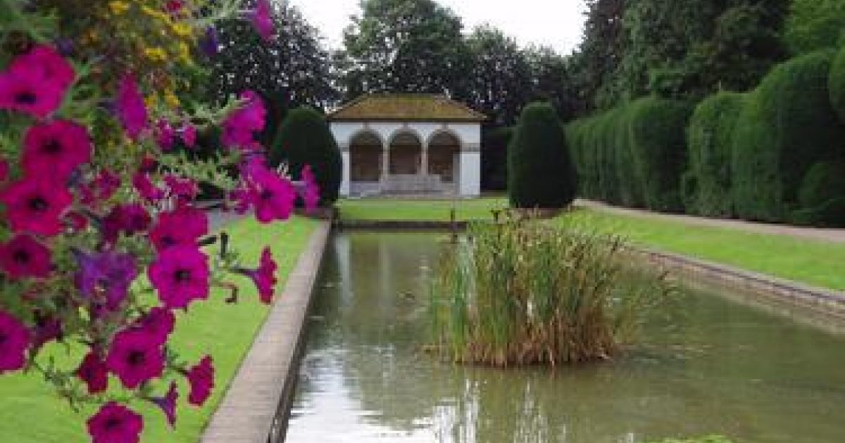 Ayscoughfee Hall - Spalding - Parks & Gardens
