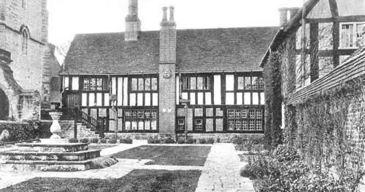 Guild Hall Garden - Henley-in-Arden - Parks & Gardens