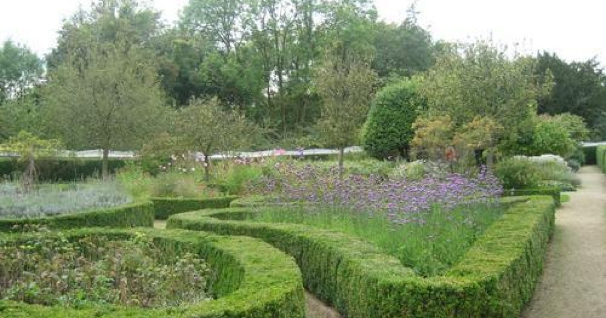 Claverton Manor, Mount Vernon Garden - Bath - Parks & Gardens