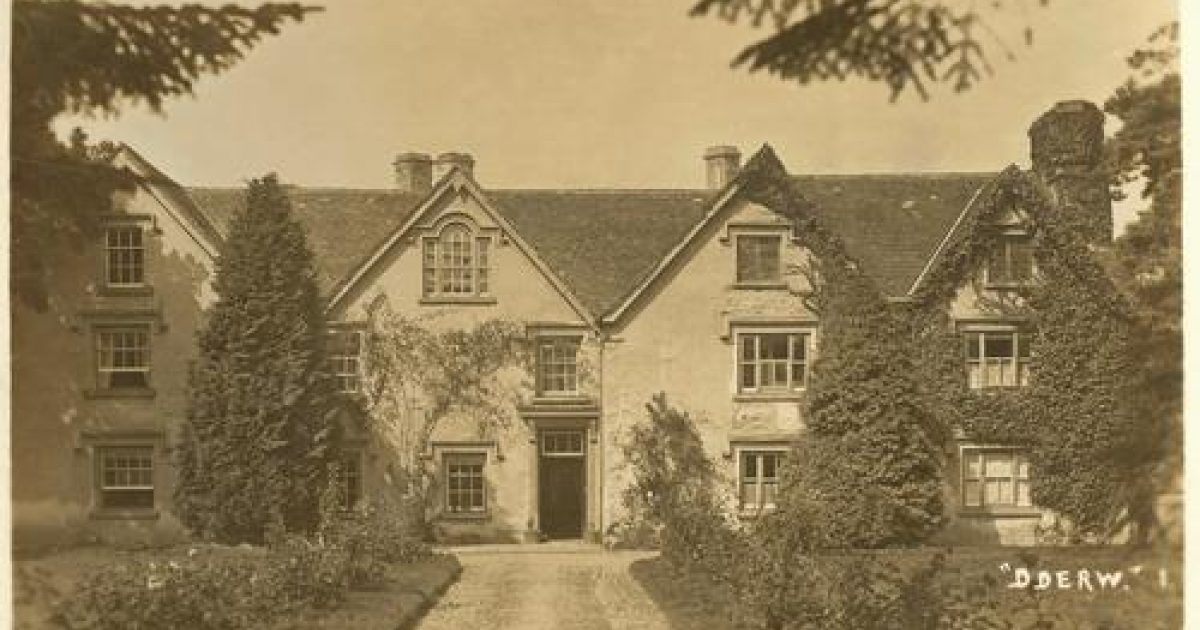 The Dderw - Rhayader - Parks & Gardens