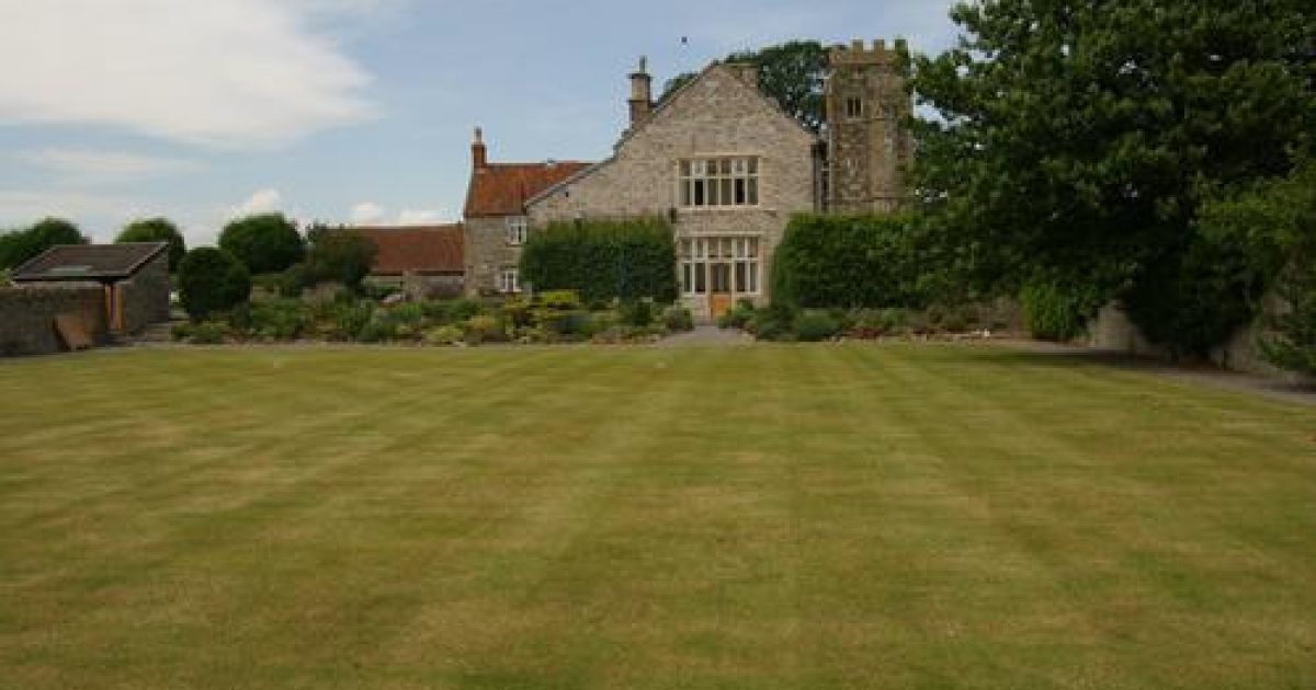 Old Church Farm - Alveston - Parks & Gardens