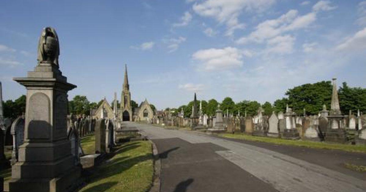 Sale and Brooklands Cemetery - Sale - Parks & Gardens