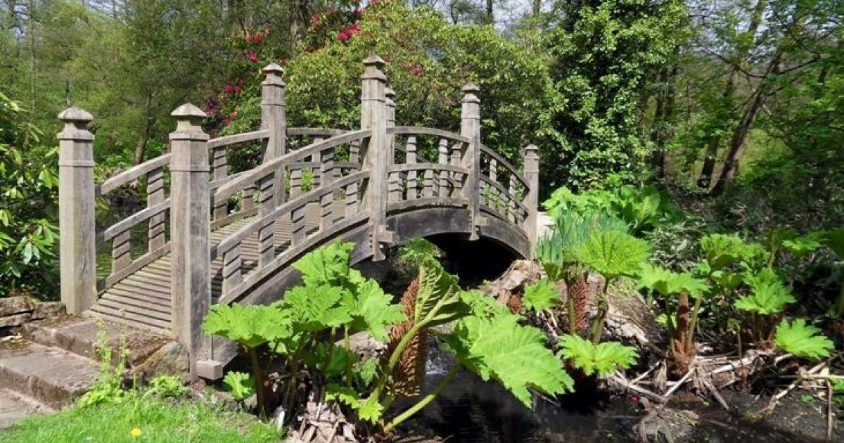 Winterbourne House and Garden - Birmingham - Parks & Gardens