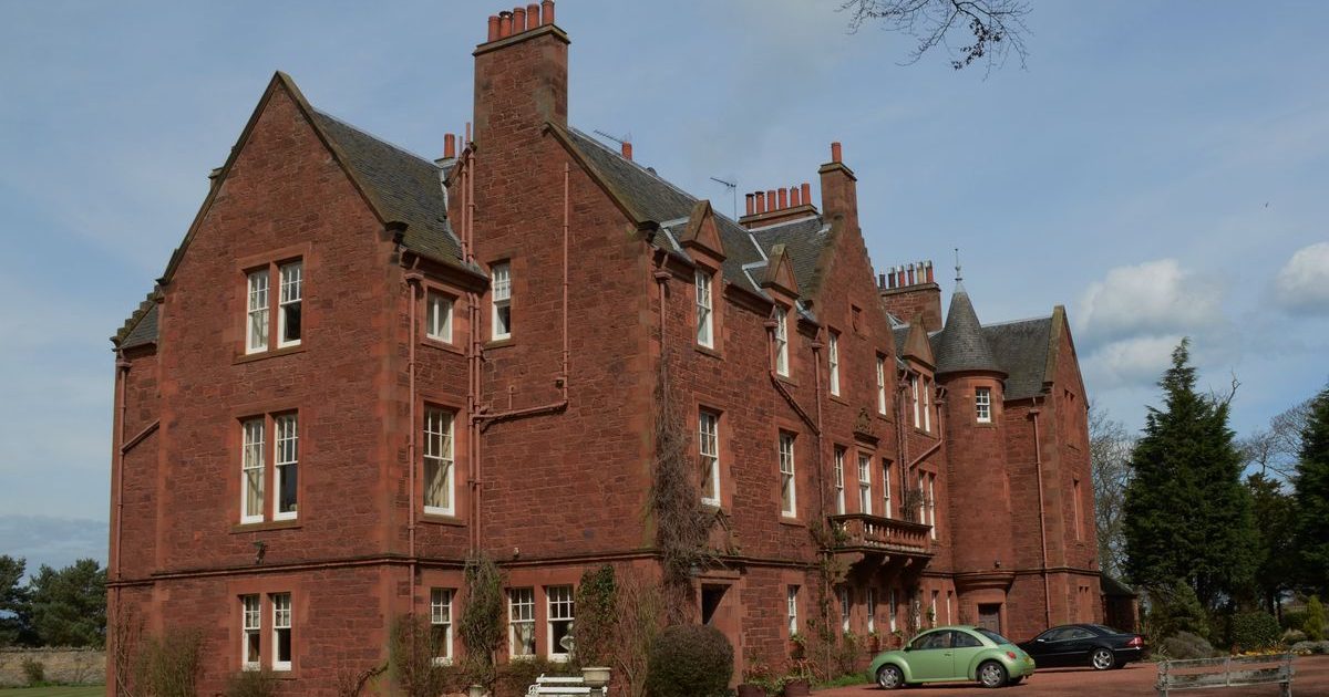 Invereil House - Dirleton - Parks & Gardens