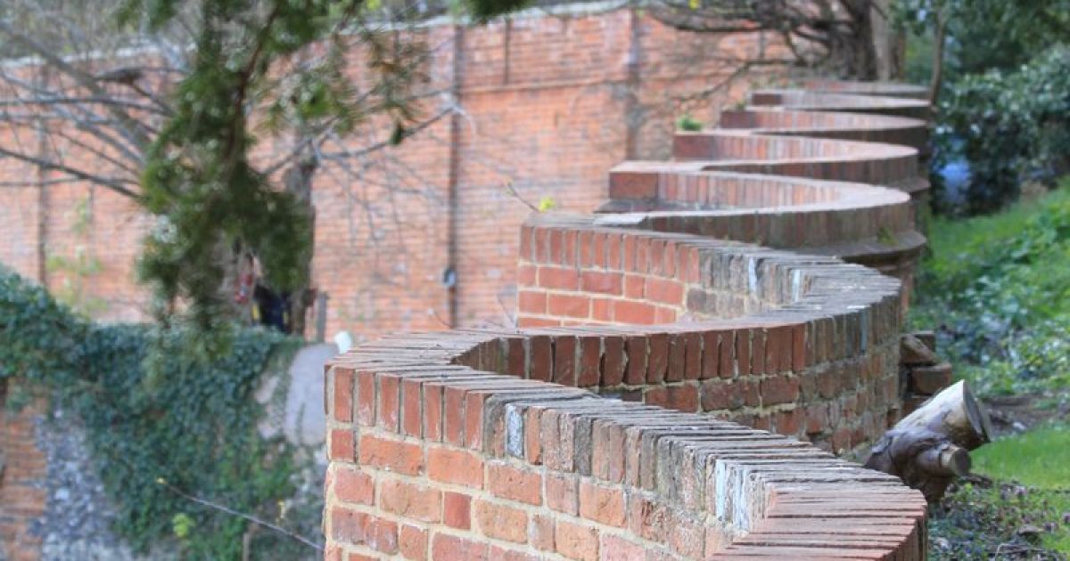 Caversham Court - Reading - Parks & Gardens