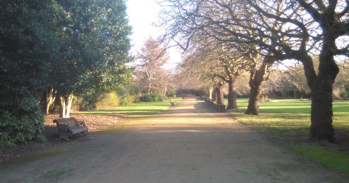 Wavertree Park and Botanic Garden - Liverpool - Parks & Gardens