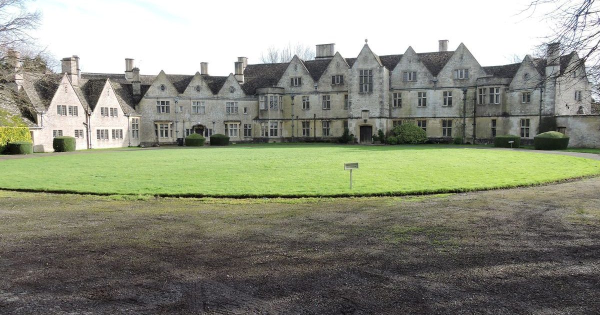 Rodmarton Manor - Cirencester - Parks & Gardens