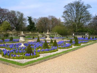 Kenfield Hall, Nr Petham | Parks and Gardens (en)